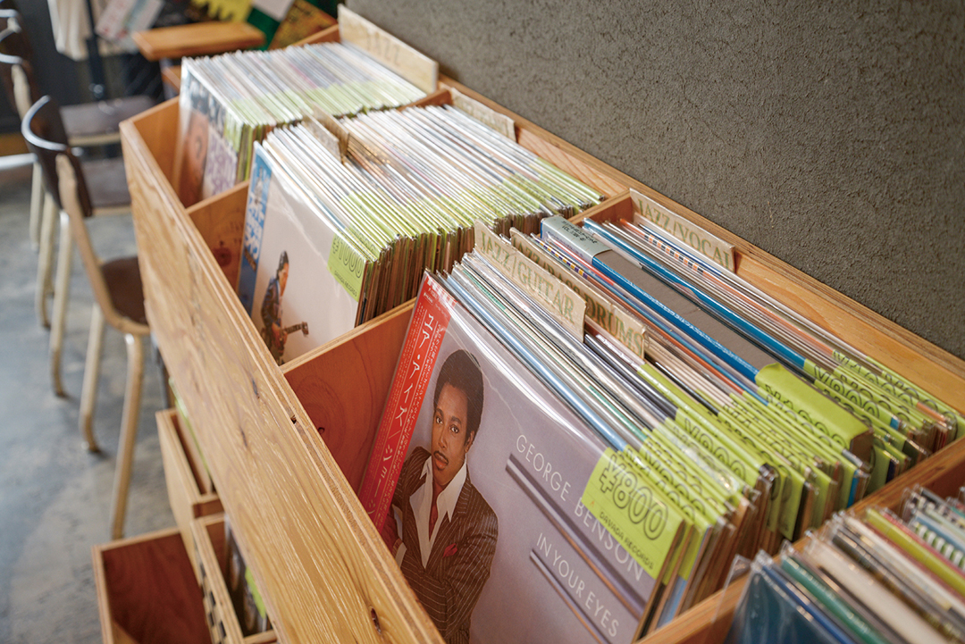 【京都市下京区】河原町七条の街角コーヒースタンド[DAVADA COFFEE&RECORDS] ｜ KYOTOLIFE